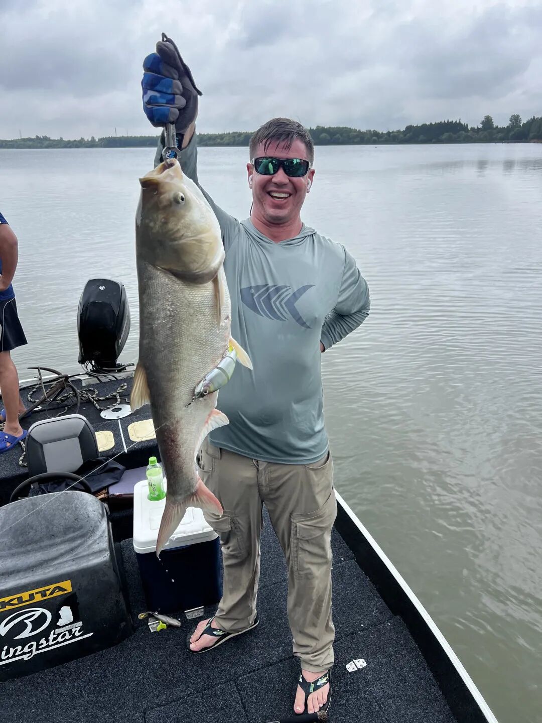 Cast, catch & celebrate: Xisha Mingzhu Lake winter fishing festival ...